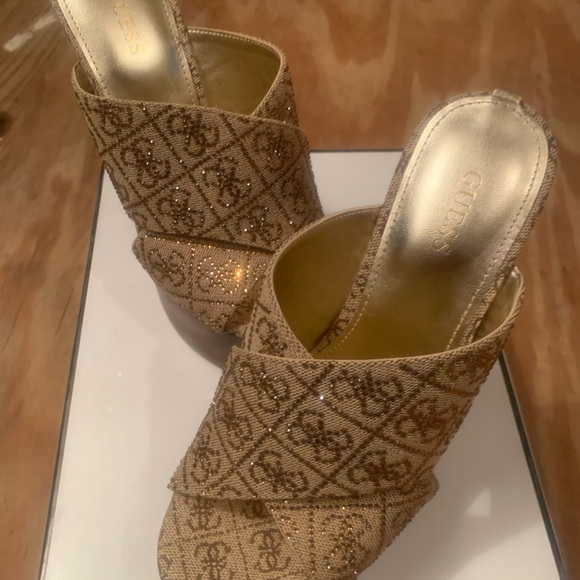 Guess | Shoes | Guess Platform | Poshmark